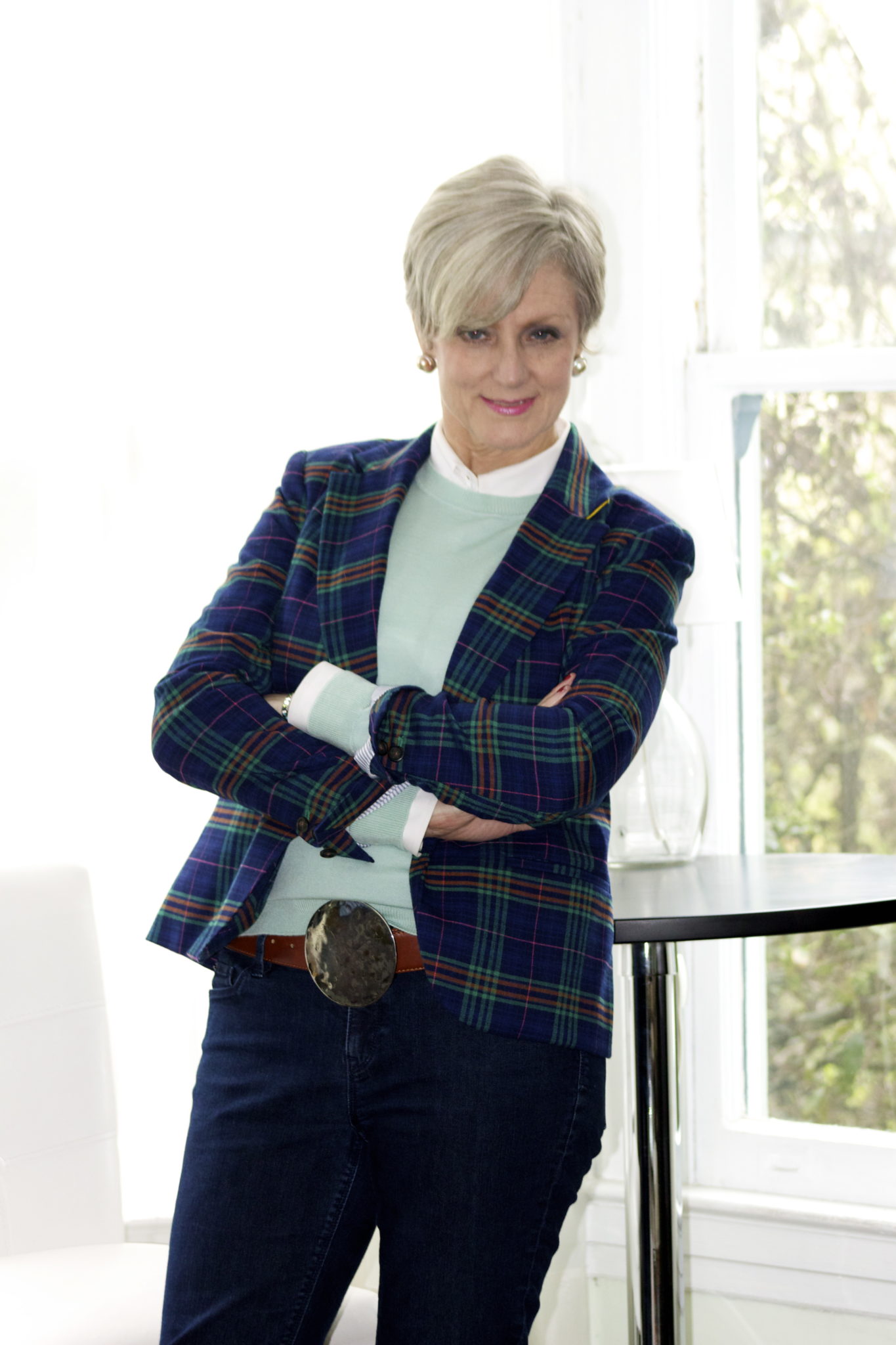 beth djalali summer pixie cut - Style at a Certain Age