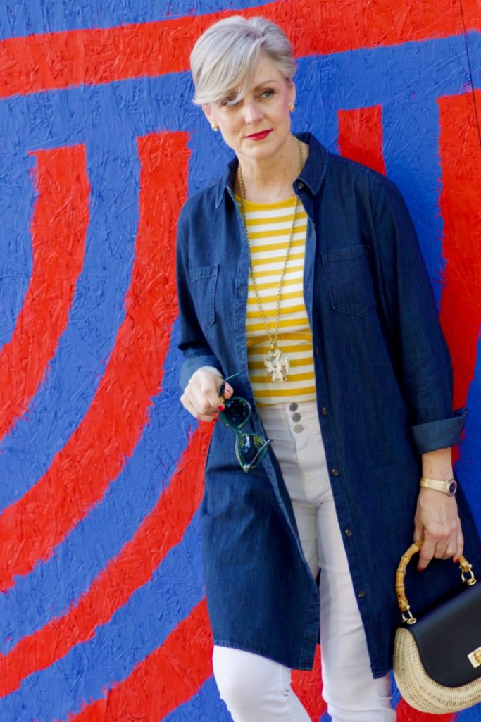 how to wear a denim duster - Style at a Certain Age