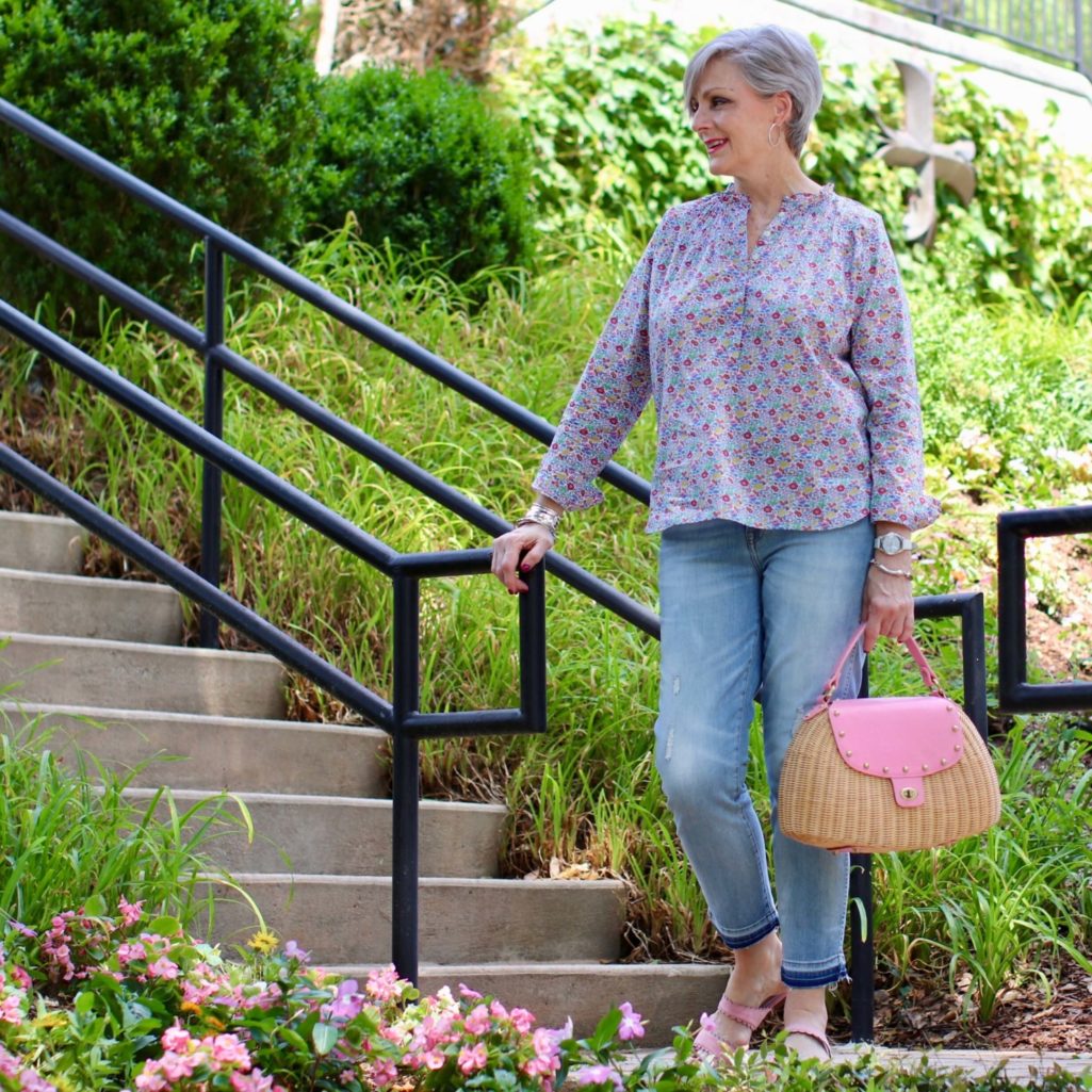 How I wear patterns for spring and summer: mix and match patterns