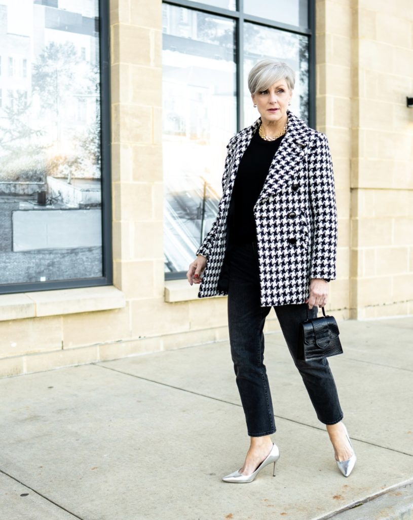 a houndstooth blazer and black denim jeans - Style at a Certain Age
