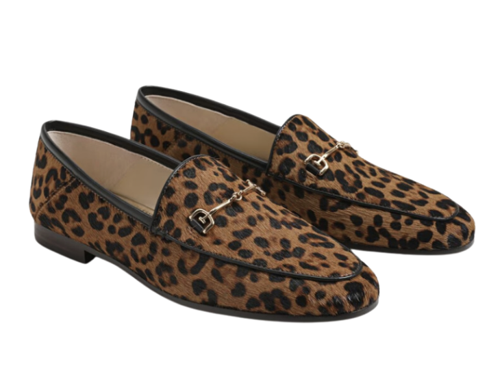 Fall Fashion 2024: Embracing Red and Leopard Print
