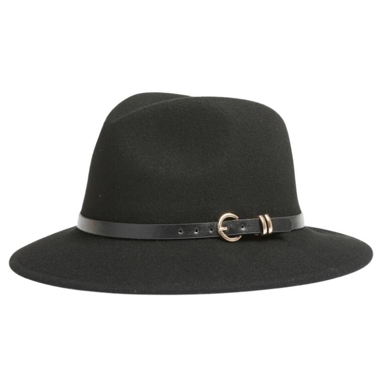 Essential Fall Accessories to Elevate Your Style