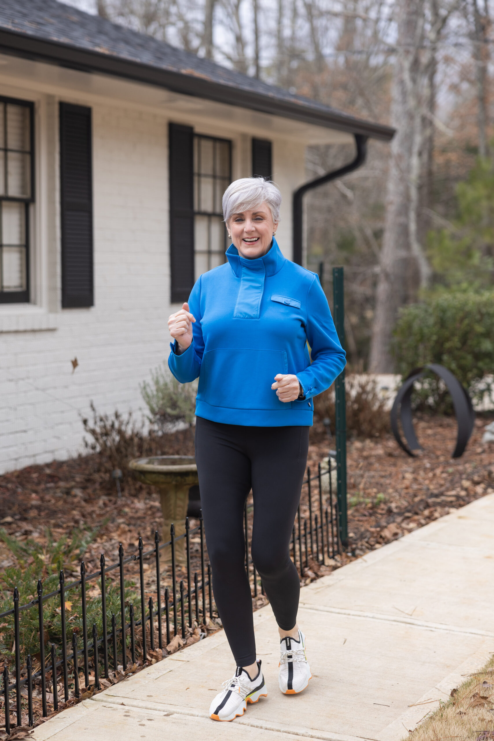 7 Best Outdoor Workouts for Spring + Must-Have Fitness Gear