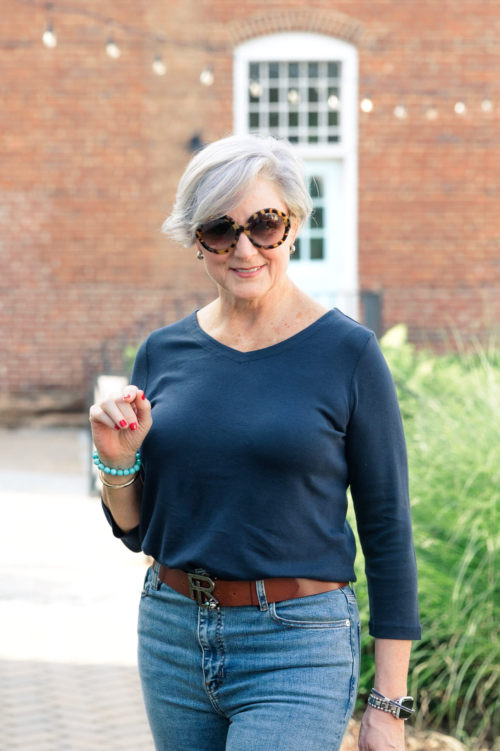 Late Summer Neutrals for Women Over 50 – Stylish & Fresh