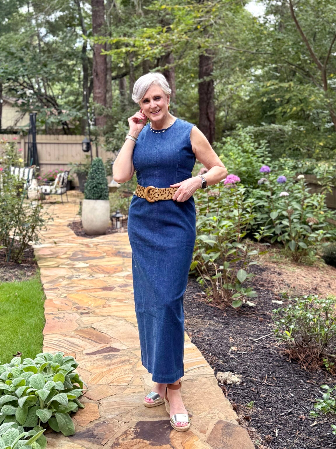 August Style – Casual Looks, Cucumber Cooler & Zucchini Fritters