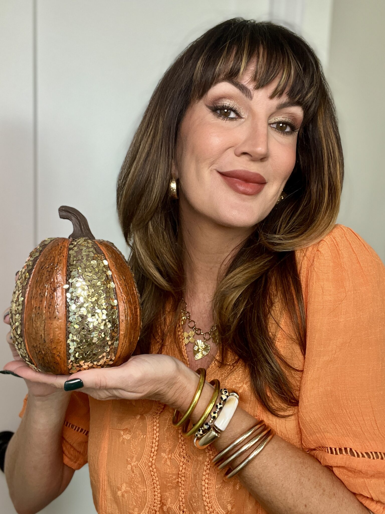 Pumpkin Spice Makeup Look – 4 Must-Have Fall Products